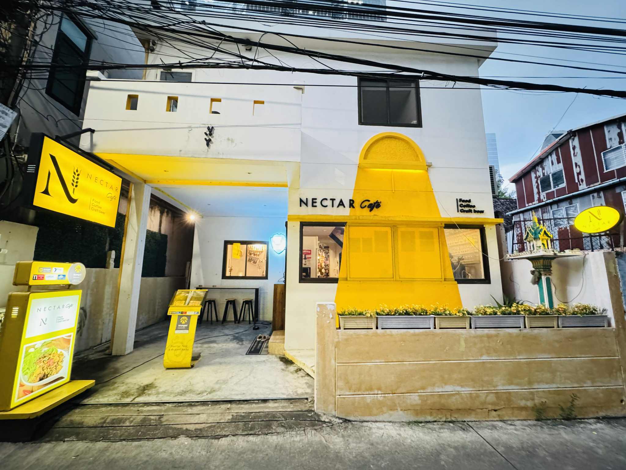 ส่องร้าน Nectar Café: บ้านเพื่อนที่เต็มไปด้วยคราฟต์เบียร์ชั้นยอด ...